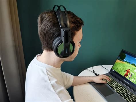 Обзор THUNDEROBOT 911 PLUS G3 PRO. Привлекательный 17.3-дюймовый ...