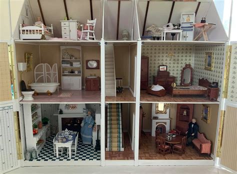 Del Prado Dolls House