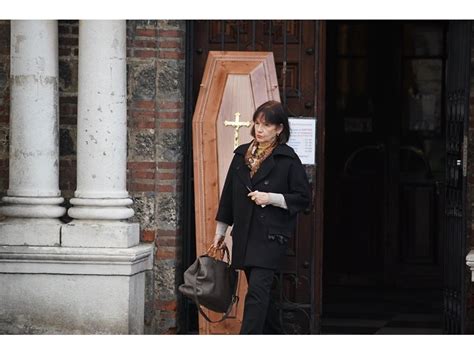 Красива но и надарена от Бога с доброта така помнят всички Анахид Тачева Спомен