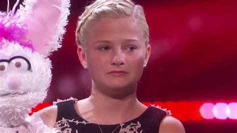 Darci Lynne Ventriloquist Sings With A Little Help From Her Friends