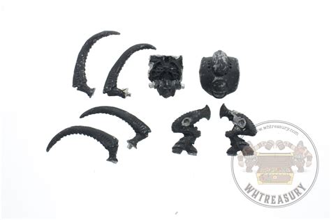 Warhammer 40000 Classic Tyranids Carnifex Whtreasury