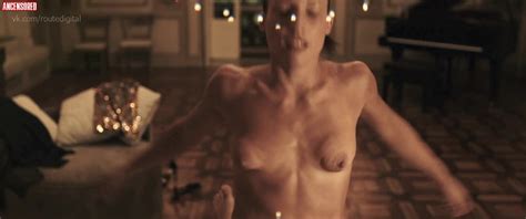 Carolina Binda Nude Pics Page 1