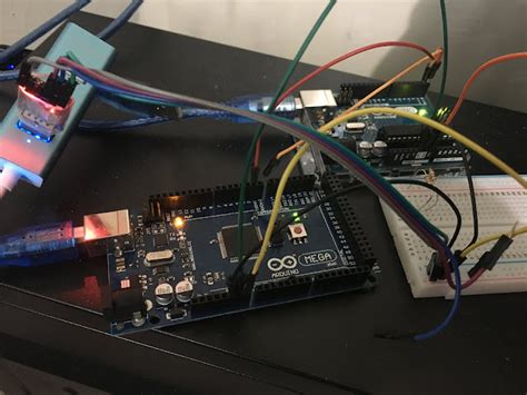Arduino 序列練習1：兩個arduino通訊 使用tx0、rx0