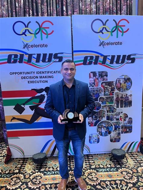 Varun Seth On Linkedin If Everyone Is Moving Forward Together Then Success Takes Care Of