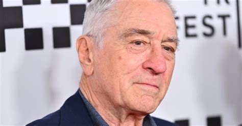 79세 로버트 드 니로 7번째 자녀 얻었다 대학 졸업하면 102세 [oh Llywood]