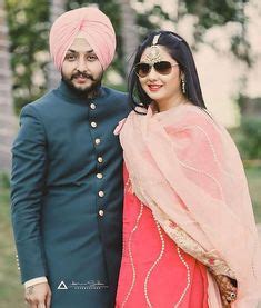 260 Sardar Te Sardarni Ideas Punjabi Couple Punjabi Wedding Couple Wedding Couple Poses