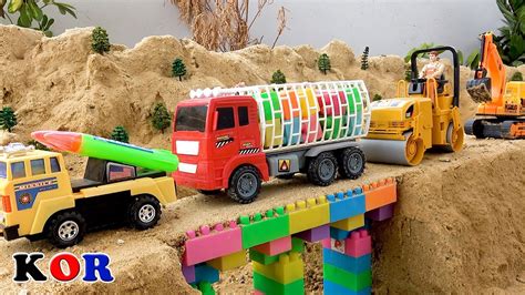 굴착기 경찰차 도로 롤러 덤프 트럭 블럭 다리 만들기 자동차 장난감 Youtube