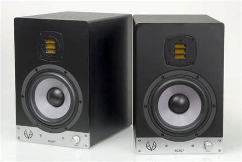 Eve Audio SC207 - 7" Two-Way Active Studio Monitor (Single) - Canada's ...