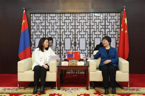 ХНХ ын сайд Х Булгантуяа БНХАУ д хийж буй айлчлалын хүрээнд тус улсын Хүний нөөц нийгмийн