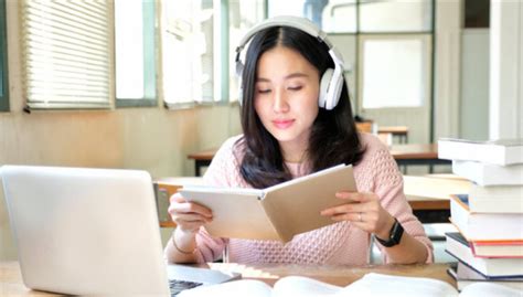 5 Lirik Lagu Kpop Yang Memotivasi Saat Menghadapi Kesulitan Dengerin