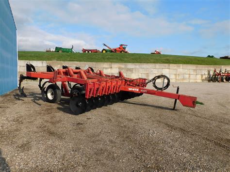 Agcowhite 445 Disc Chisel Hellenbrand Implement