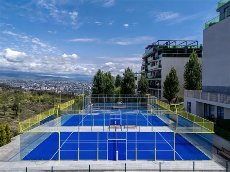 პადელის ჩოგბურთის მოედანი Vr Holding