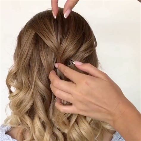 Легкая прическа в школу видео Hair Styles Long Hair Styles Beauty