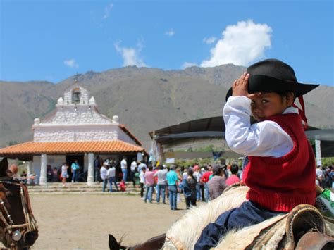 Fiesta De La Virgen De Covadonga Alegría Asturiana En Los Valles