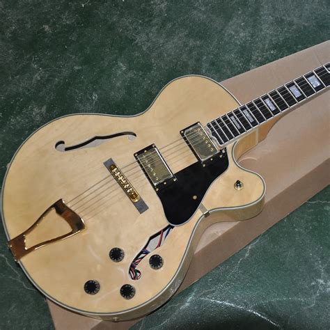 6 Strings Semi Hollow Electric Guitar With Black Pickguard Rosewood