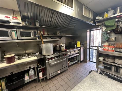 1920 Sf Turn Key Bar Restaurant Building With Liquor License For