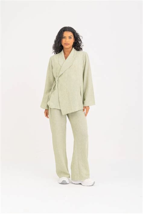 Monochromatic Green Linen Set Dress Code