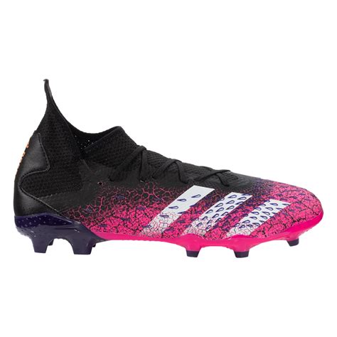 Pink Predators Online