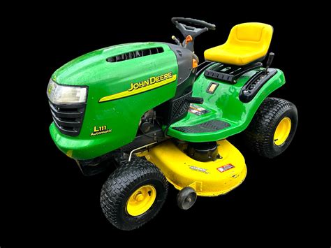 John Deere X300 fashion Ride On Mower