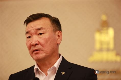 С Ганбаатар Би иргэдийнхээ хайранд бөмбөрч яваад ирлээ бусад нь ч тархиа хагалуулаад ирсэн