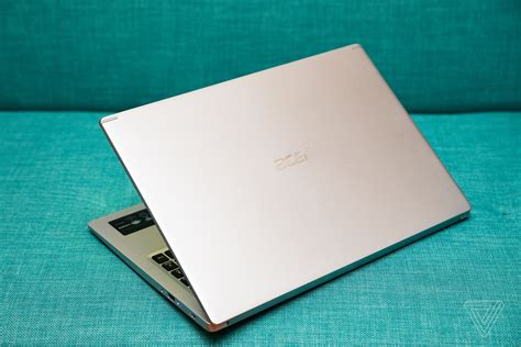 Acer Aspire Review A Laptop That Doesnt Completely Suck The Verge