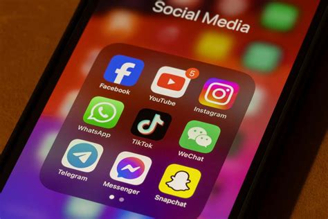 Ai Chatbots Use Racist Stereotypes Even After Anti Racism Training New Scientist