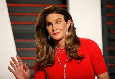 Caitlyn Jenners Memoir The Secrets Of My Life Has A Release Date