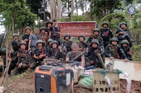 စစ်ကောင်စီ၏ မဆုတ်တမ်းခံစစ် ထီးကပလယ် တပ်စခန်းအား တော်လှန်ရေး ပူးပေါင်းတပ