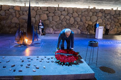 Мандић посјетио Јад Вашем Судбина народа наших држава у вихору нацизма исписана је истом крвљу