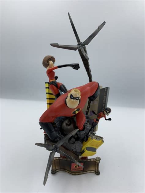 Square Enix Pixar The Incredibles Diorama Scale Pvc Figure Lazada Ph