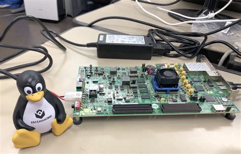 B Cpu Linux が動作する Risc V Cpu を自作した 2019 年度 Cpu 実験 余興
