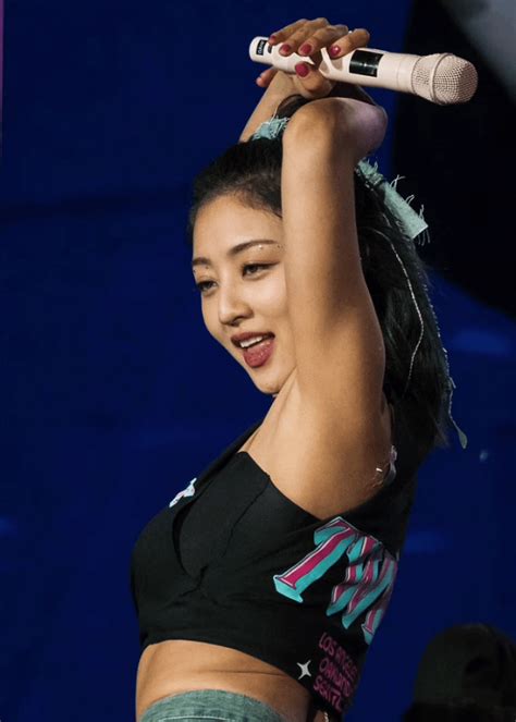 Twice - Jihyo : r/KpopArmpit