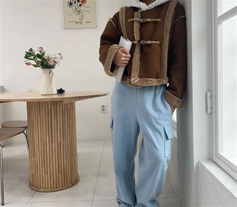 떡볶이 단추 뽀글이 무스탕 에이블리