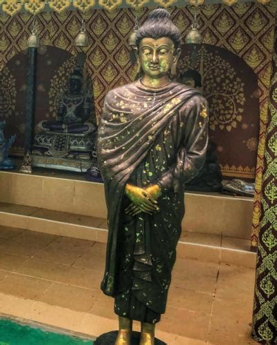 Wat Phra That Phanom Nakhon Phanom Temples