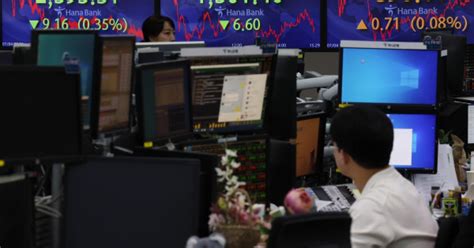 ‘이차전지 급변동에 개인 투자자 주식 거래 크게 늘어