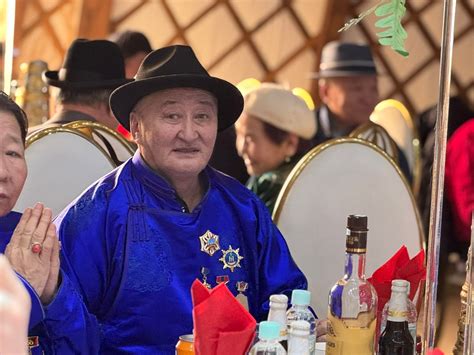 Өмнөговь аймгийн Цогтцэций сумын Иргэдийн Төлөөлөгчдийн хурал “Эрдэнэс Тавантолгой ХК иас