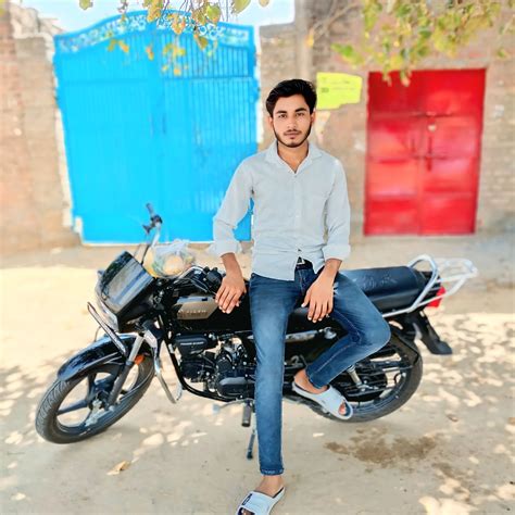 Sumit Yadav Sumitofficial00002 • Instagram Photos And Videos