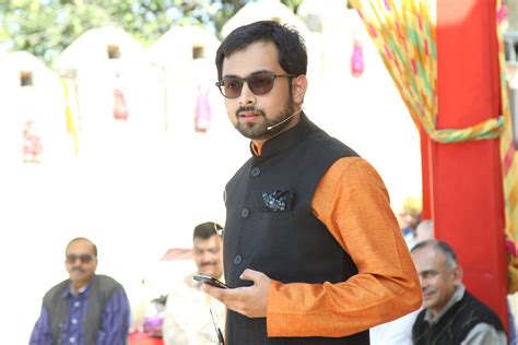 Navneet Bhattad Medium