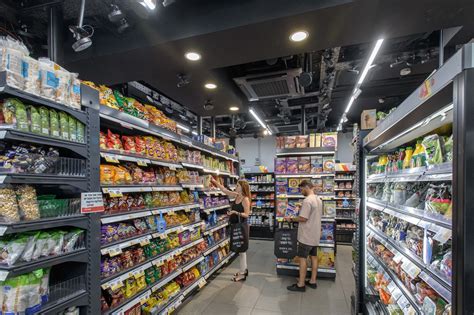 Shufersal Opens Israel S First Shop And Go Grocery Store In Tel Aviv
