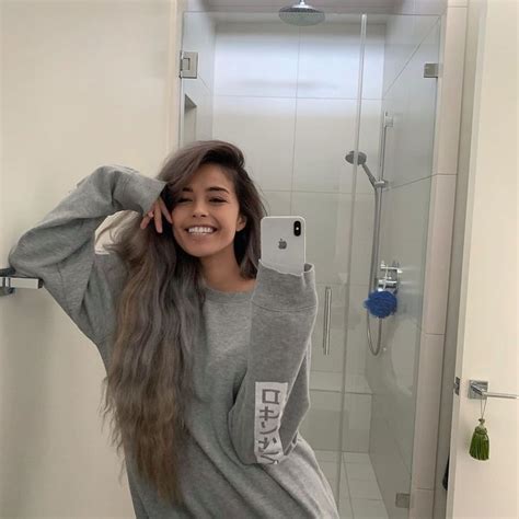 Valkyrae💕 On Instagram “noooo The Grey Is Fading Away 😪” Long Hair