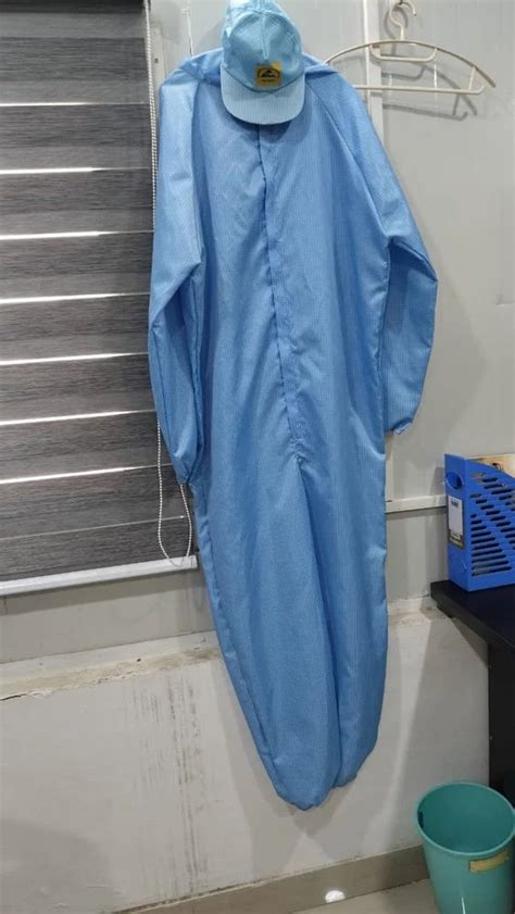 Polyester Blue Esd Lab Coat At ₹ 400piece In Greater Noida Id 2854018328955