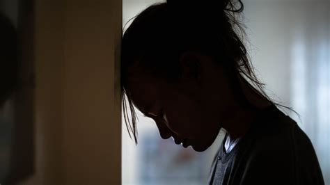 The Science Behind The Rare Condition Known As Walking Corpse Syndrome