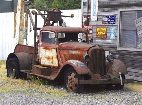Dodge Tow Truck Classic Trucks Vintage Trucks Classic Chevy Trucks