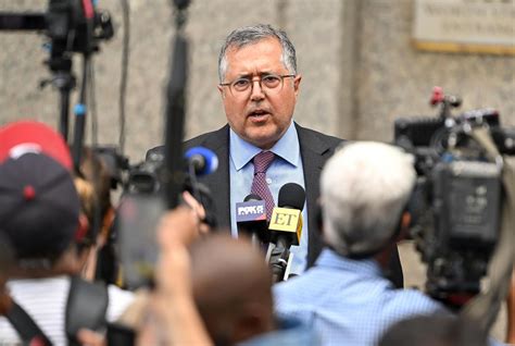 How Diddys Legal Team Will Likely Fight His Accusations In Court Us Weekly