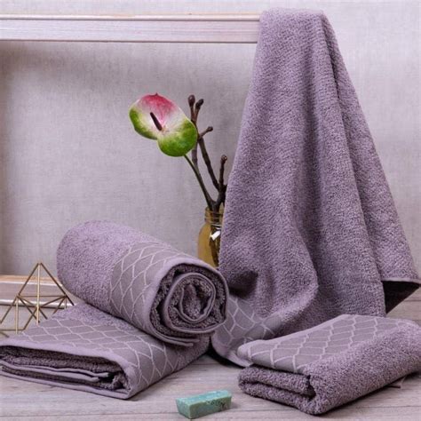 Рушник махровий Aisha Bondi для лазні 70х140 460 г м Темно рожевий 920224 — купити на Eva Ua