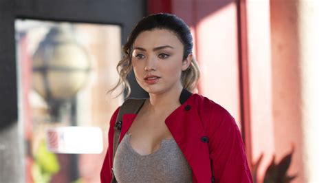 See Peyton List In A Checkered Skirt And Sexy Heels Giant Freakin Robot