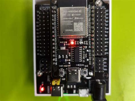 Esp32扩展板电源盒可接乐高 来自 User 348913449makerworld：免费下载 3d 模型