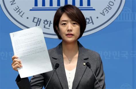 고민정 조국 접견 후 ‘사면론 가세… “검찰개혁 옳았다고 확인됐으면”