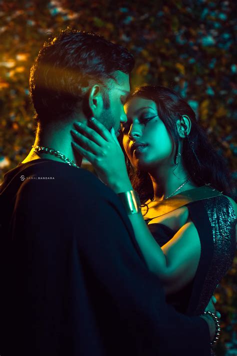 වෙනස්ම හැඩයකින් එළියට ආ ෆොටෝ ශූට් එක Photos Photo Shoot Hiru Gossip Lanka Gossip