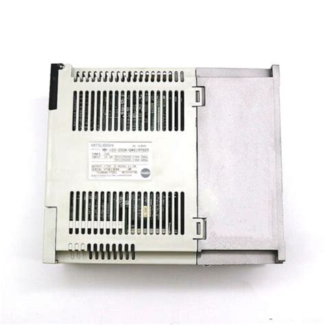 New In Box Mitsubishi Mr J2s 200a Qw219t025 Servo Drive Ebay
